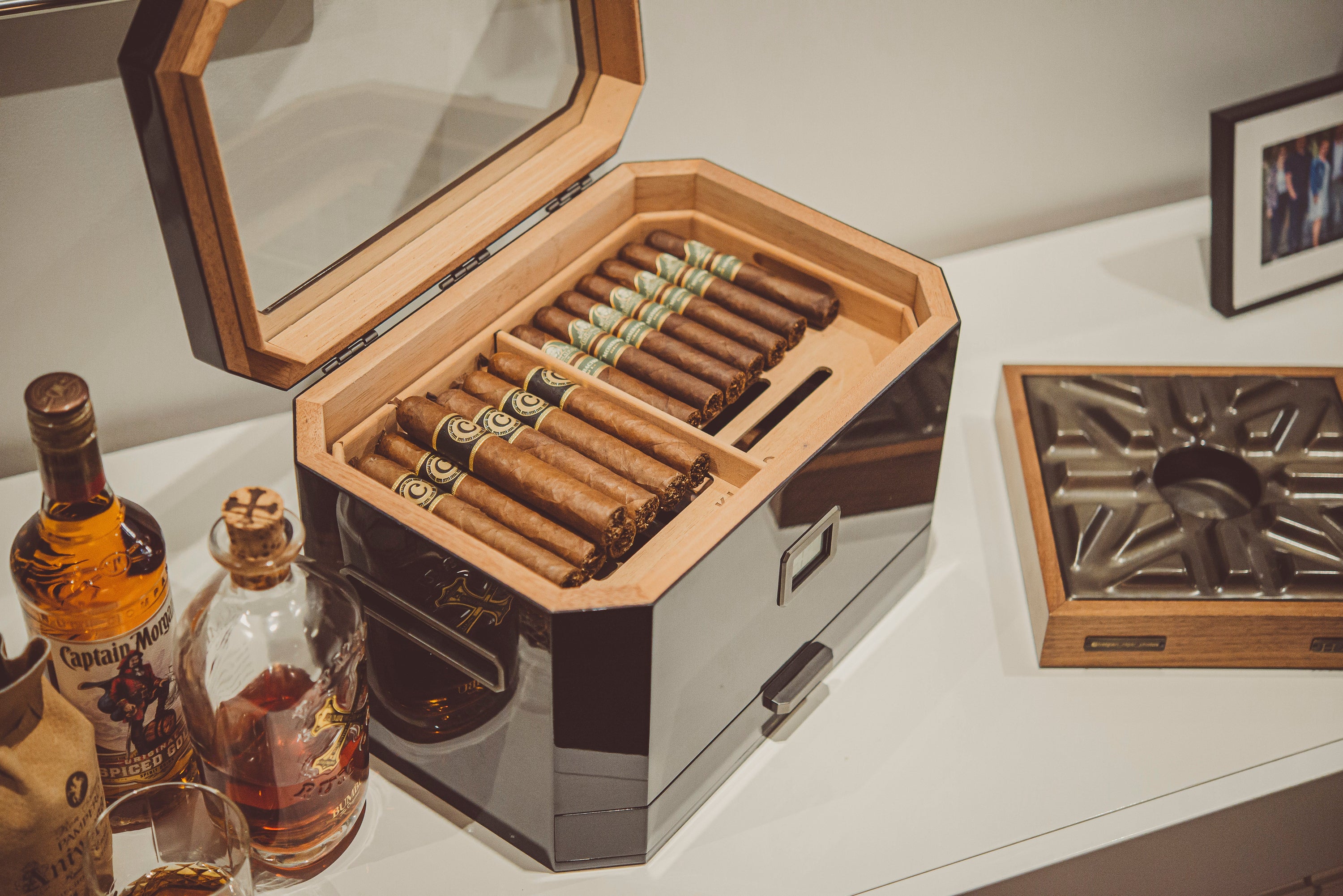 10 Types of Humidors You Should Know – Case Elegance